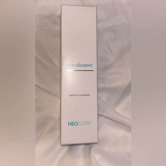 Neocutis | Skincare | Neocutis Neo Cleanse Gentle Cleanser Nib | Poshmark